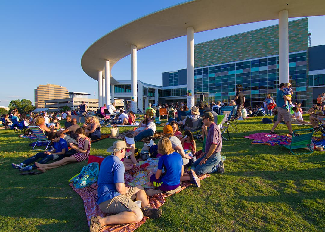 America's Unofficial Twin Cities: 14 Surprising Pairs | Anywho Blog